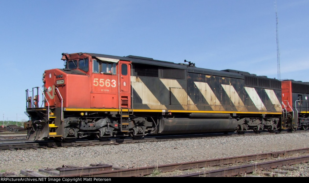 CN 5563